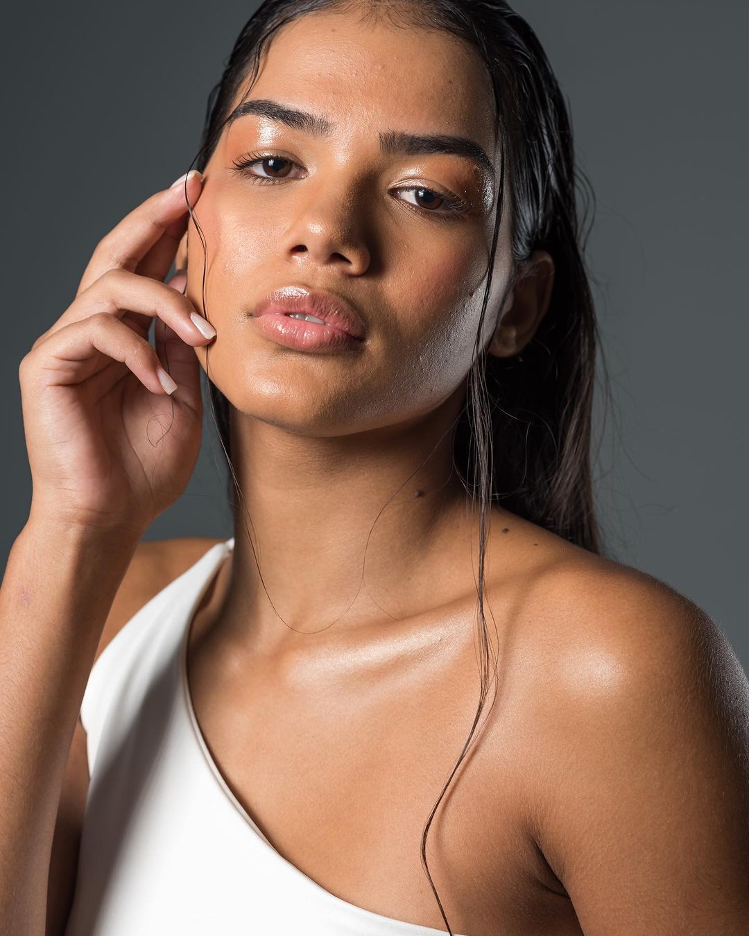 Dating a Brazilian Woman: Everything You Should Know
