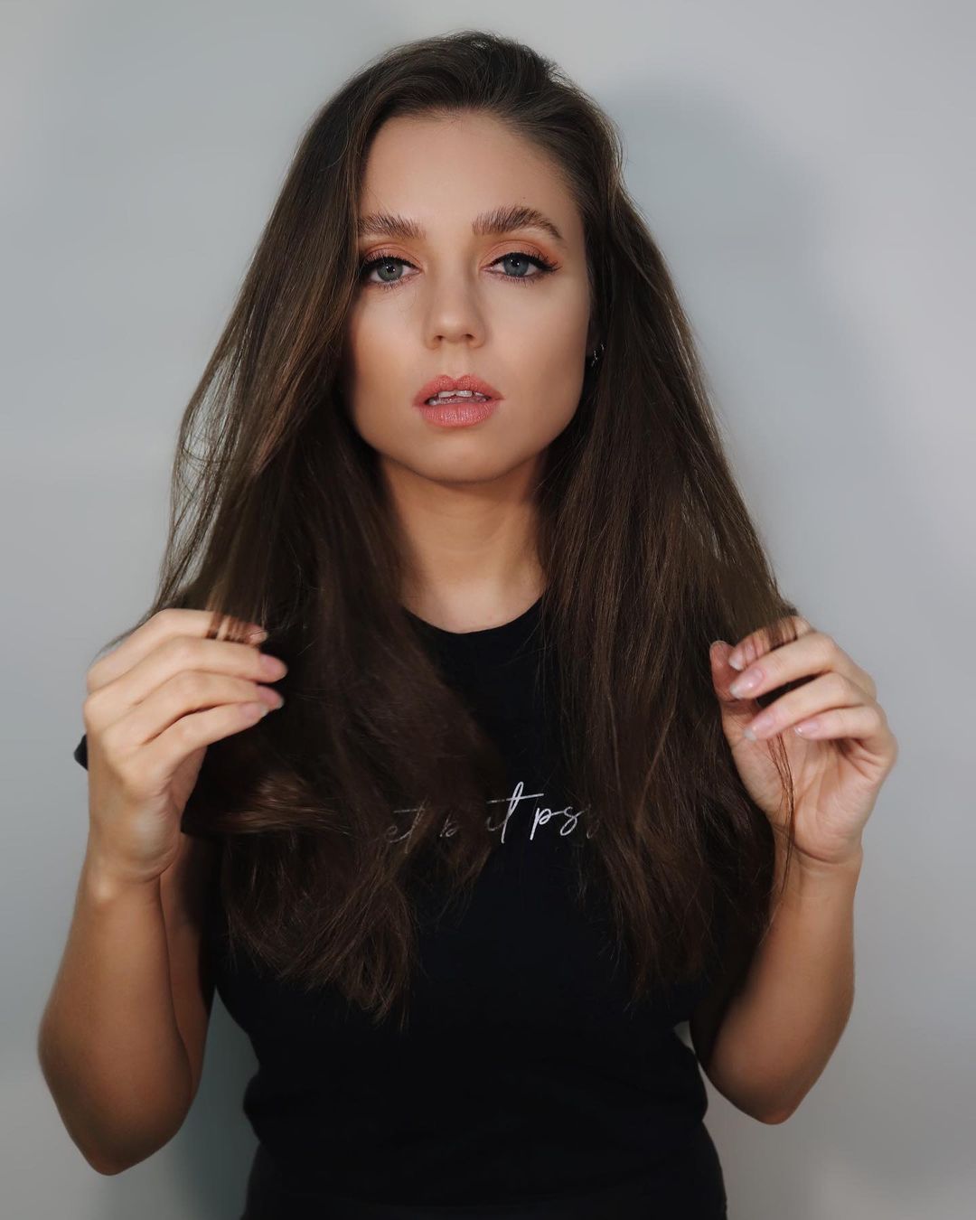 British Women: What Makes British Girls the Best Wives?