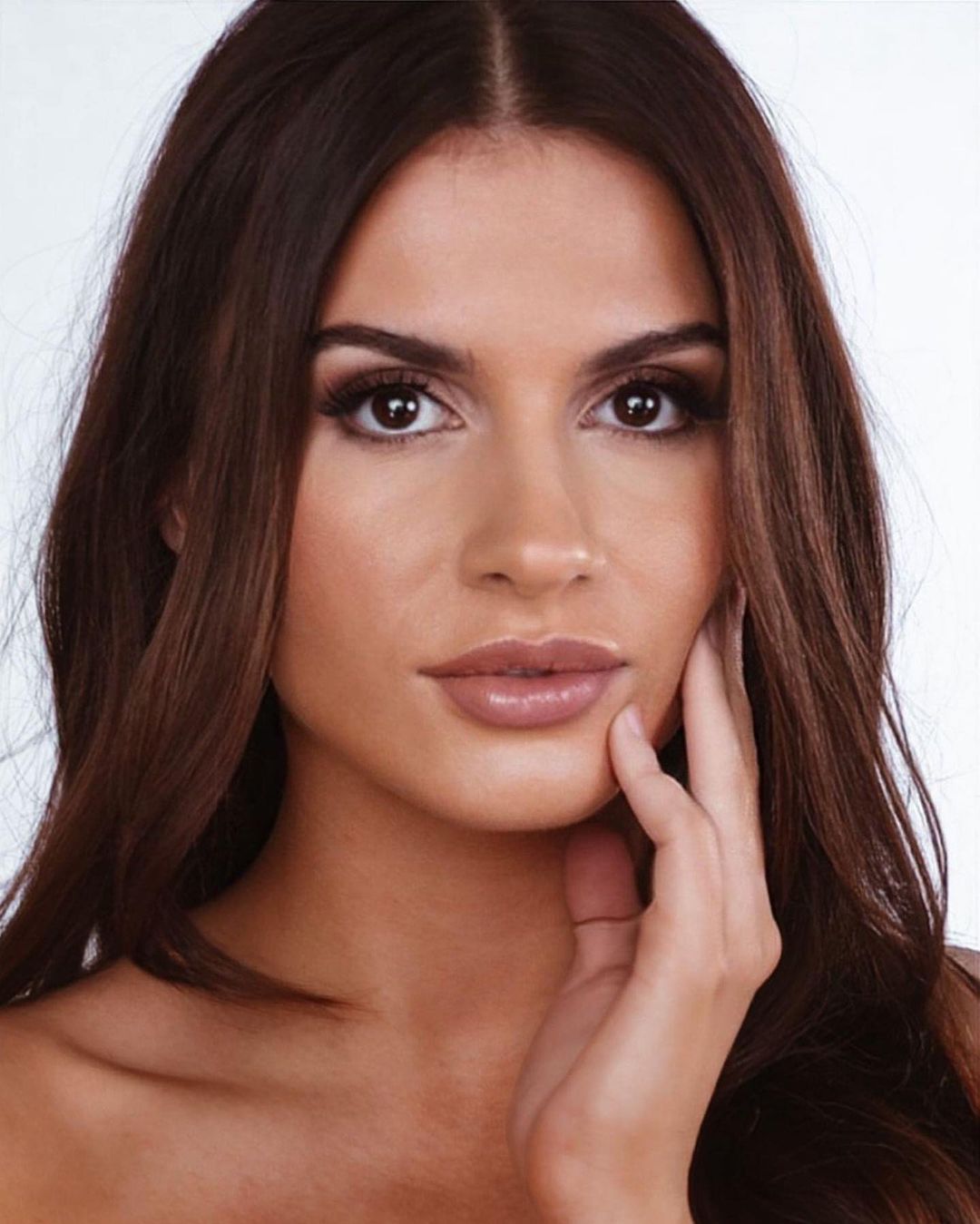 British Women: What Makes British Girls the Best Wives?