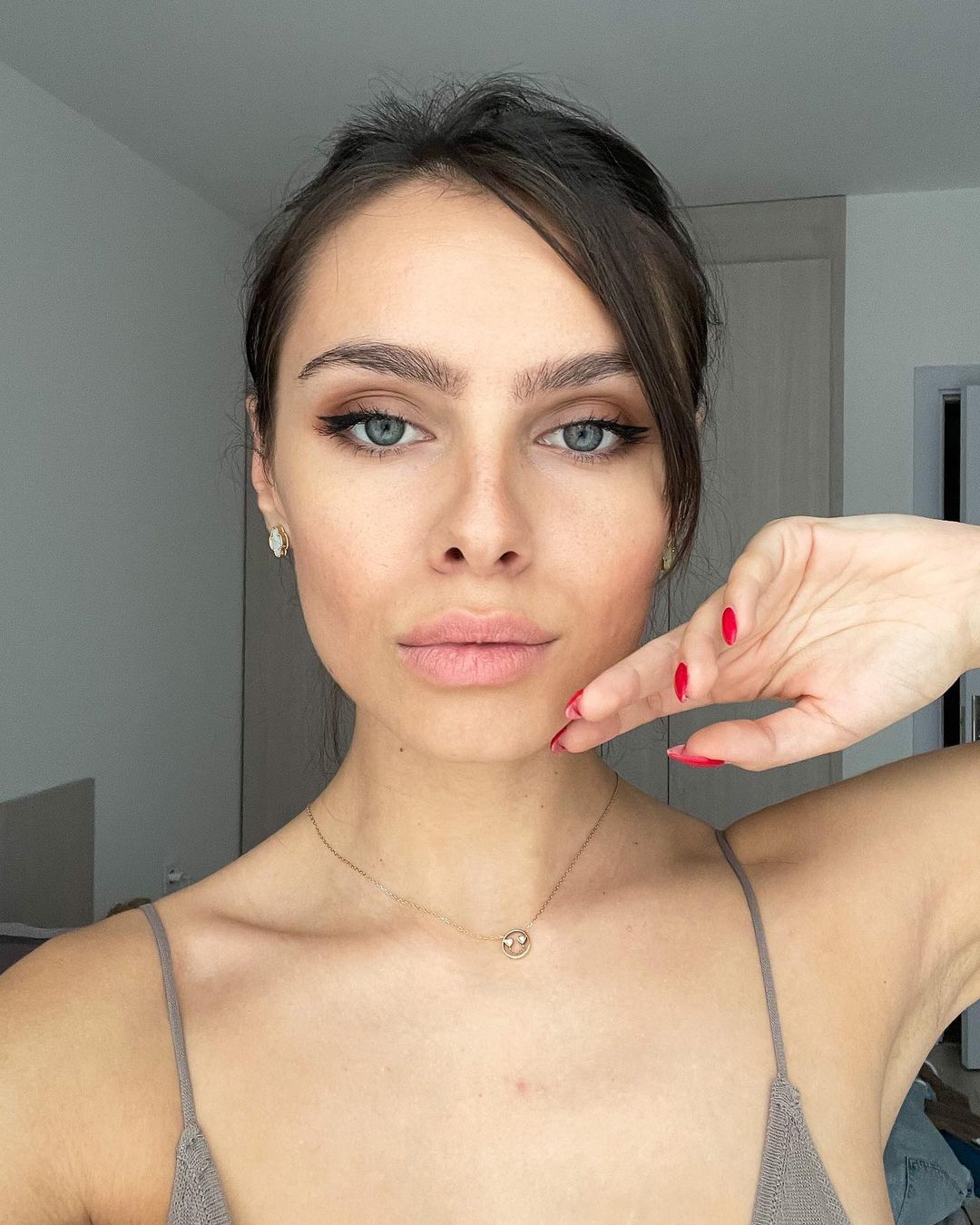 Understanding the Charm of Lovely Bulgarian Women