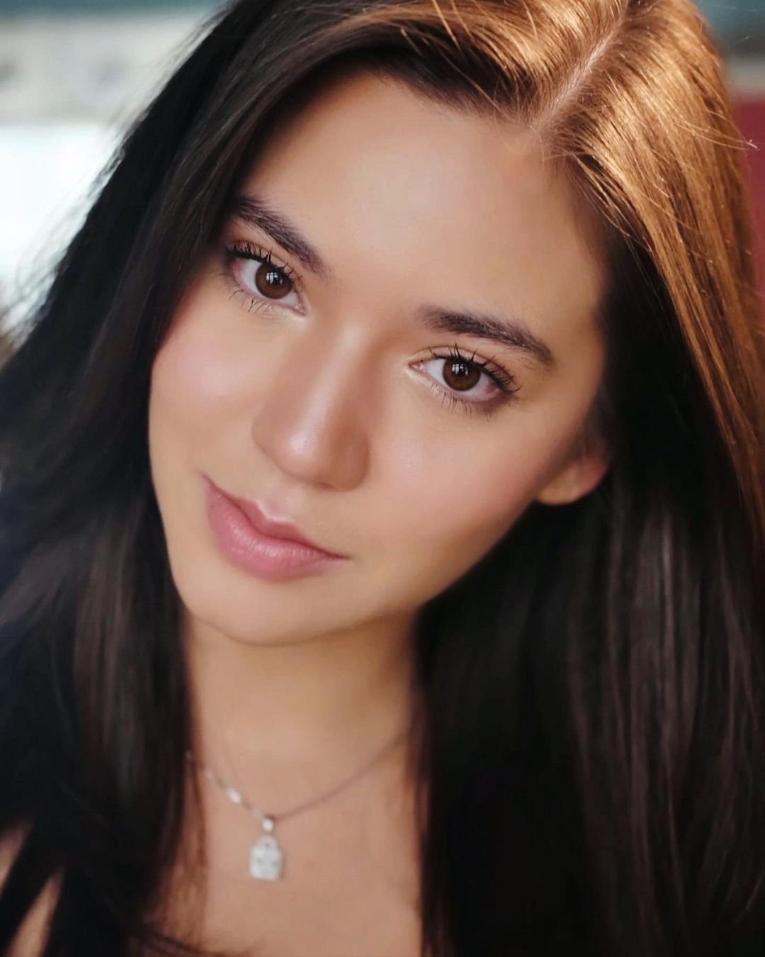 Dating Elegant a Dutch Woman: All the Truth Revealed