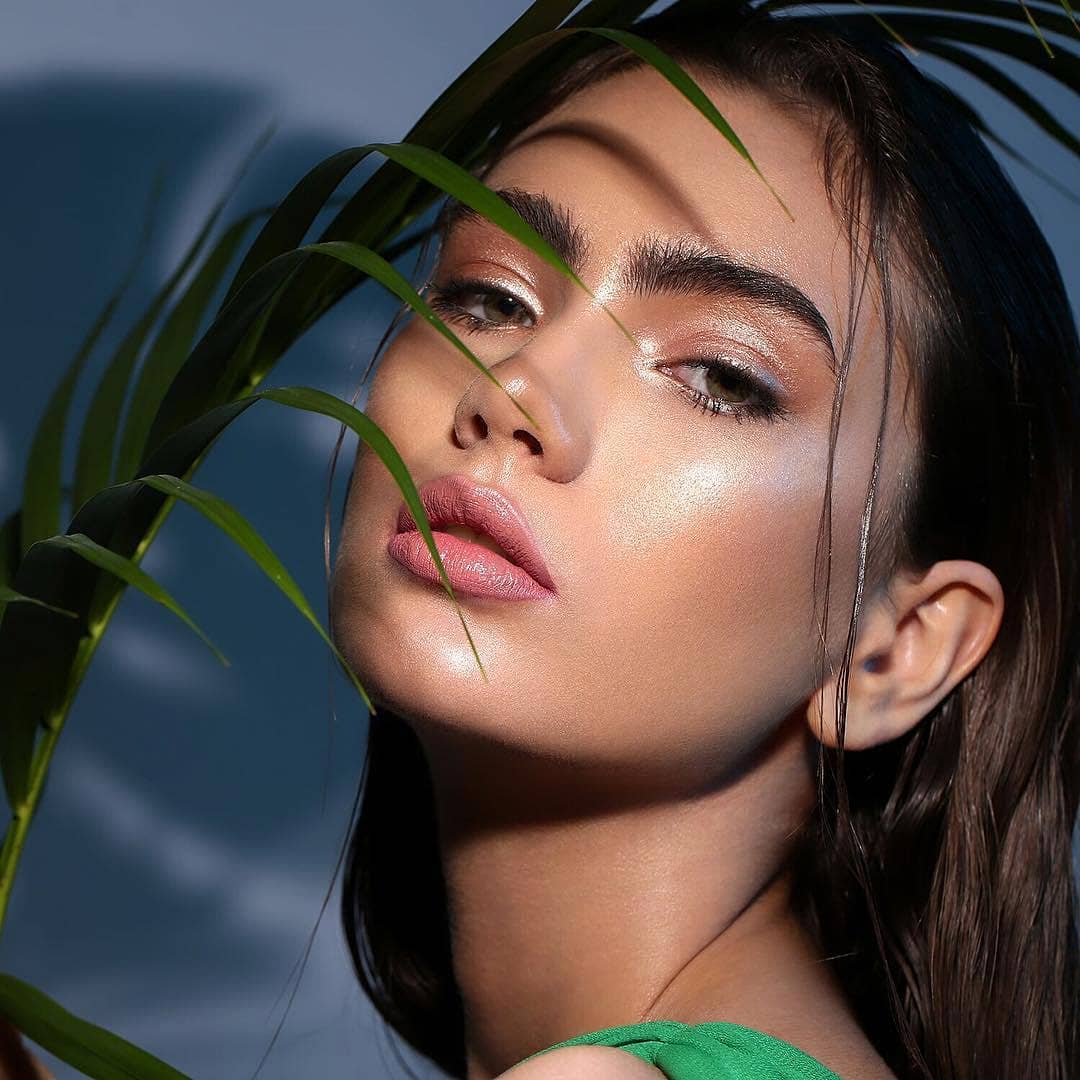 Charming Romanian Women: What Makes Them the Best Wives?