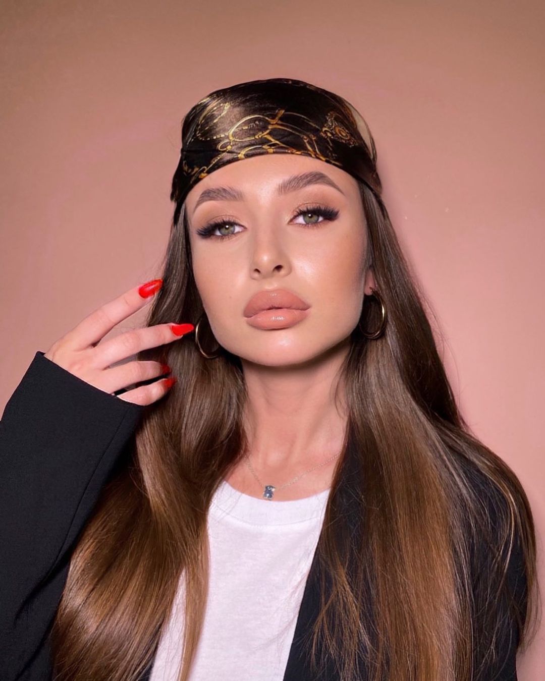 Everything You Should Know About Dating Russian Women