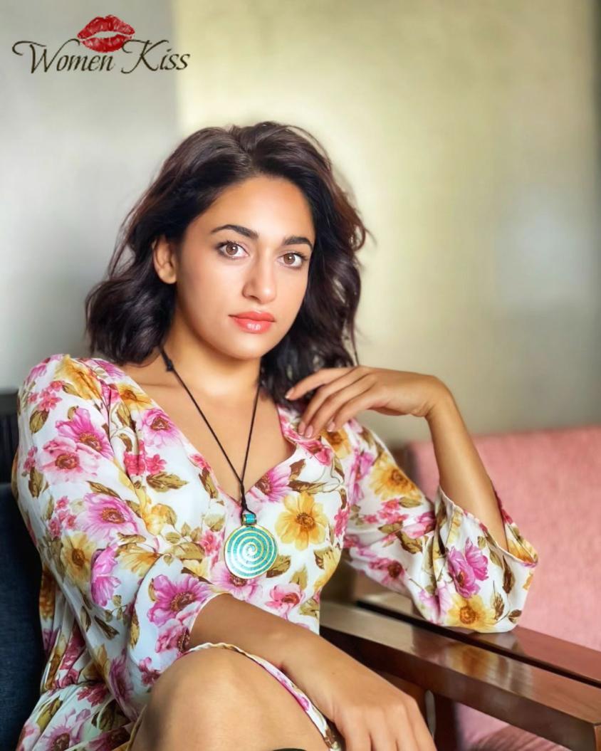 Lovely Nepali Women: What Makes Them so Popular?