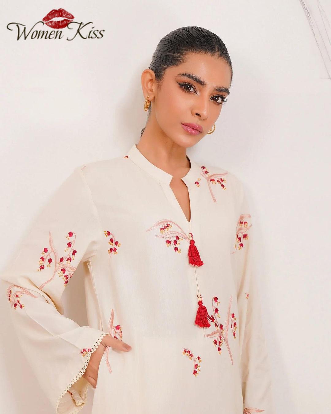 Charming Pakistani Women: What Makes Them so Popular?