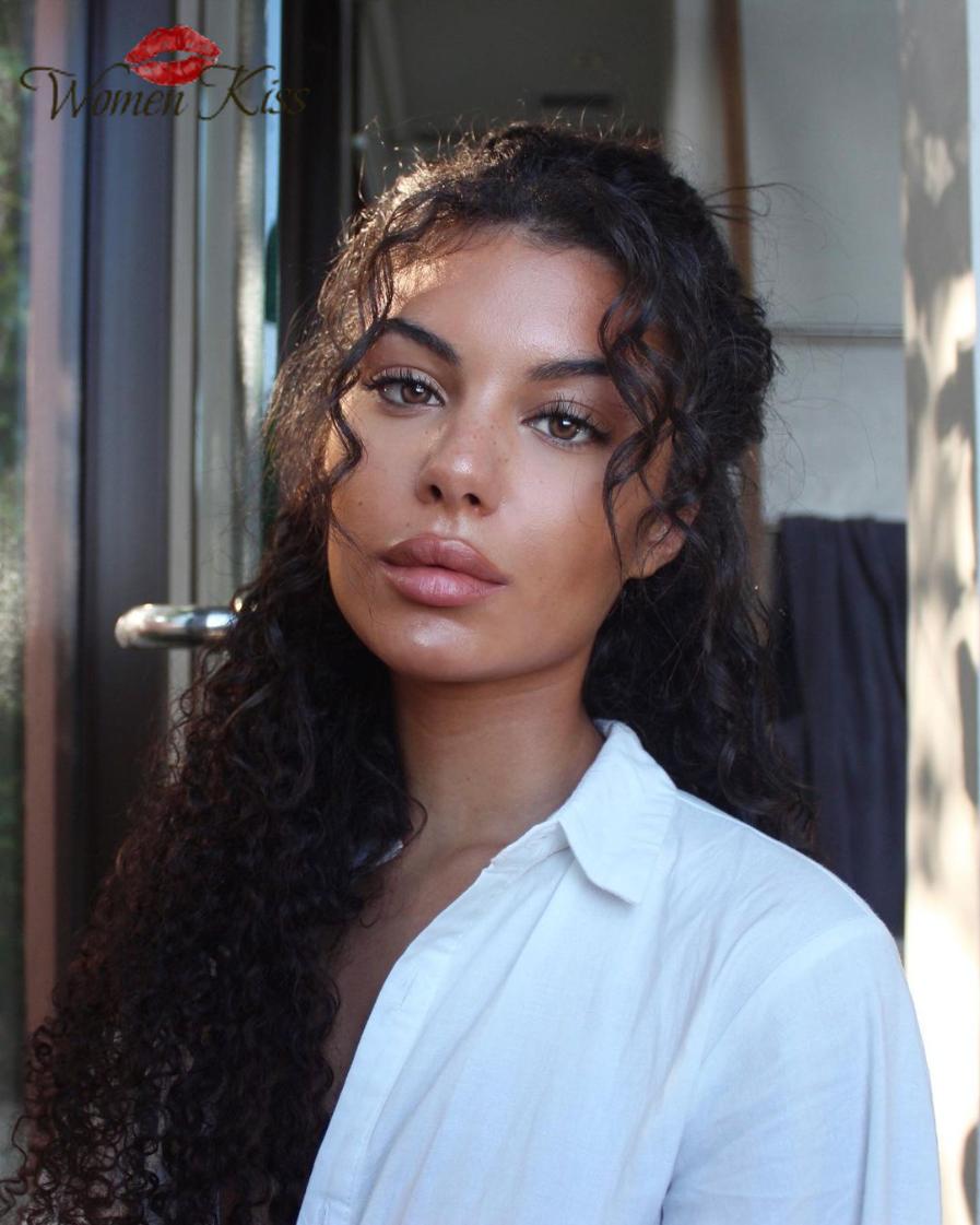 Gorgeous Syrian Women: What Makes Them so Popular?